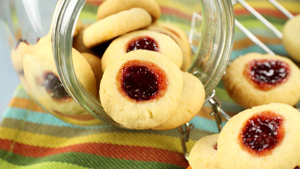 Jam Biscuits | YourLifeChoices