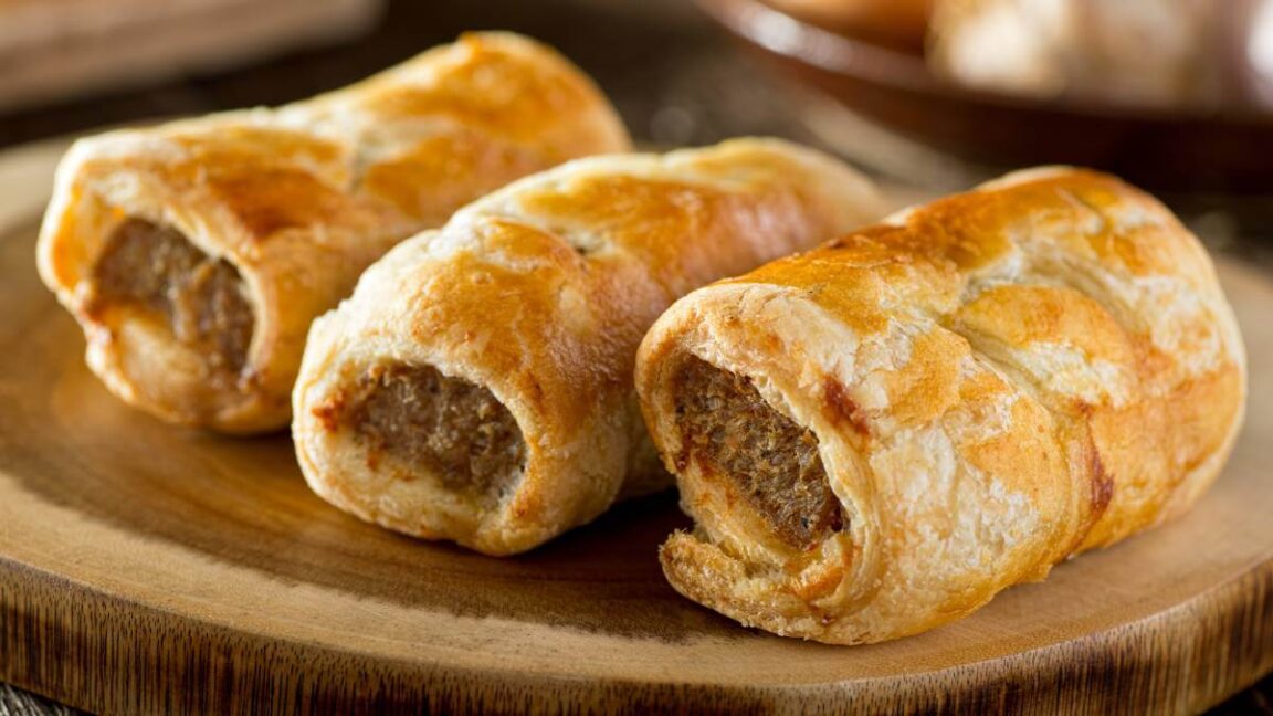 Spicy Lamb Sausage Rolls | YourLifeChoices