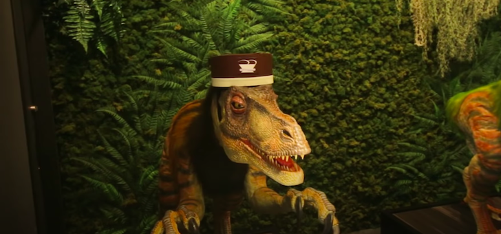 Terrifying animatronic displays | YourLifeChoices
