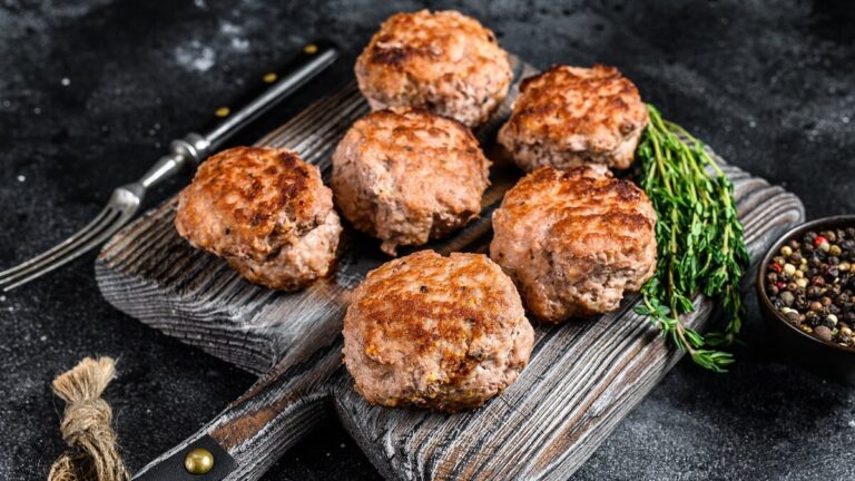 Baked Garlic Pork Rissoles | YourLifeChoices
