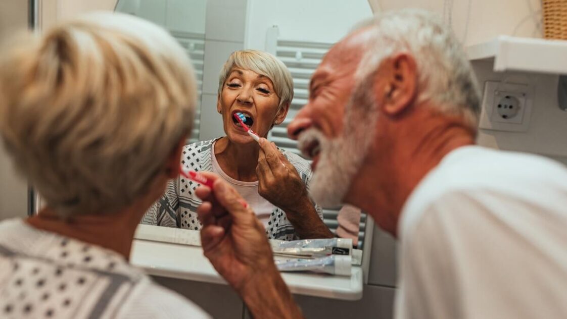 Ten ways you're brushing your teeth incorrectly | YourLifeChoices
