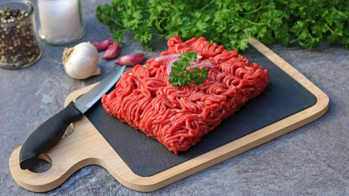 Eight myths about beef mince you shouldn't believe | YourLifeChoices