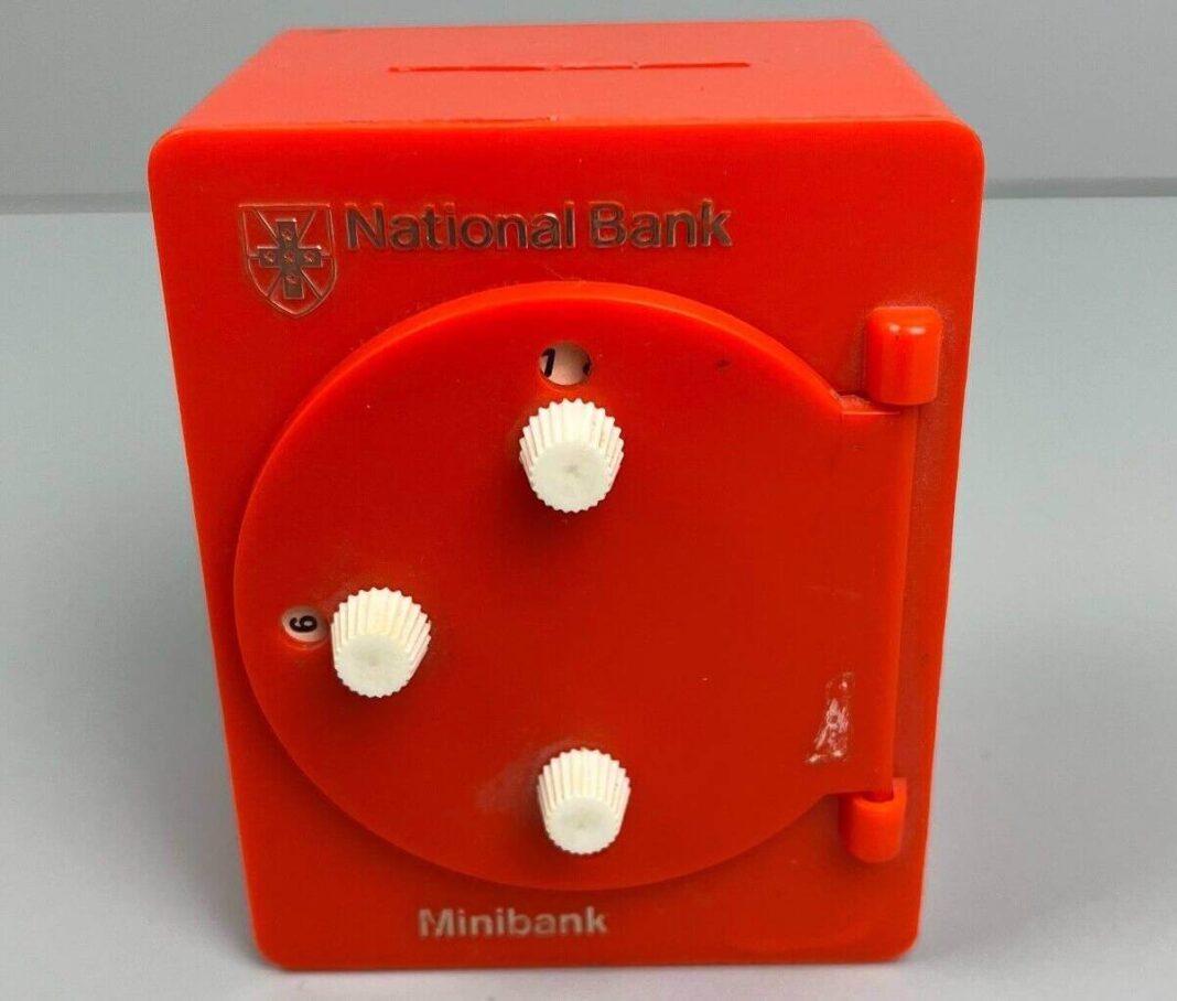 Do you remember these classic Australian money boxes? | YourLifeChoices