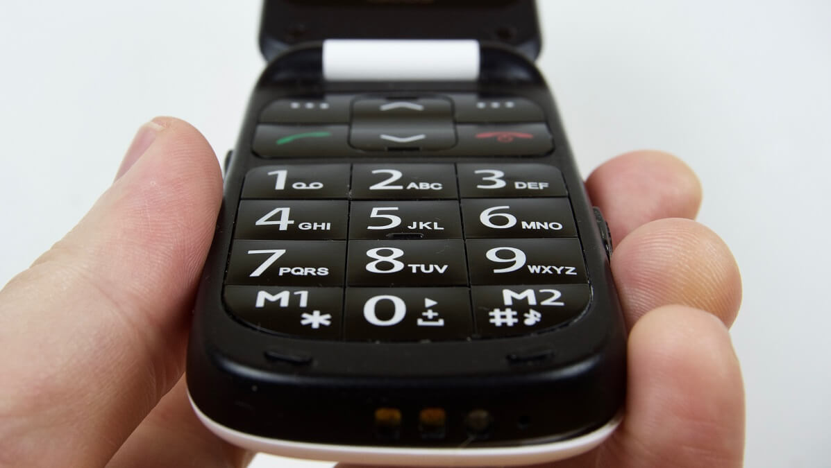 Best 4G-capable mobile phones for seniors | YourLifeChoices