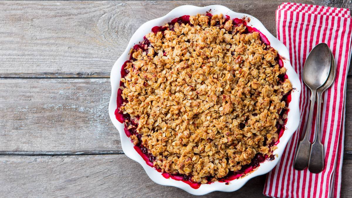 Mixed Berry Crumble | YourLifeChoices