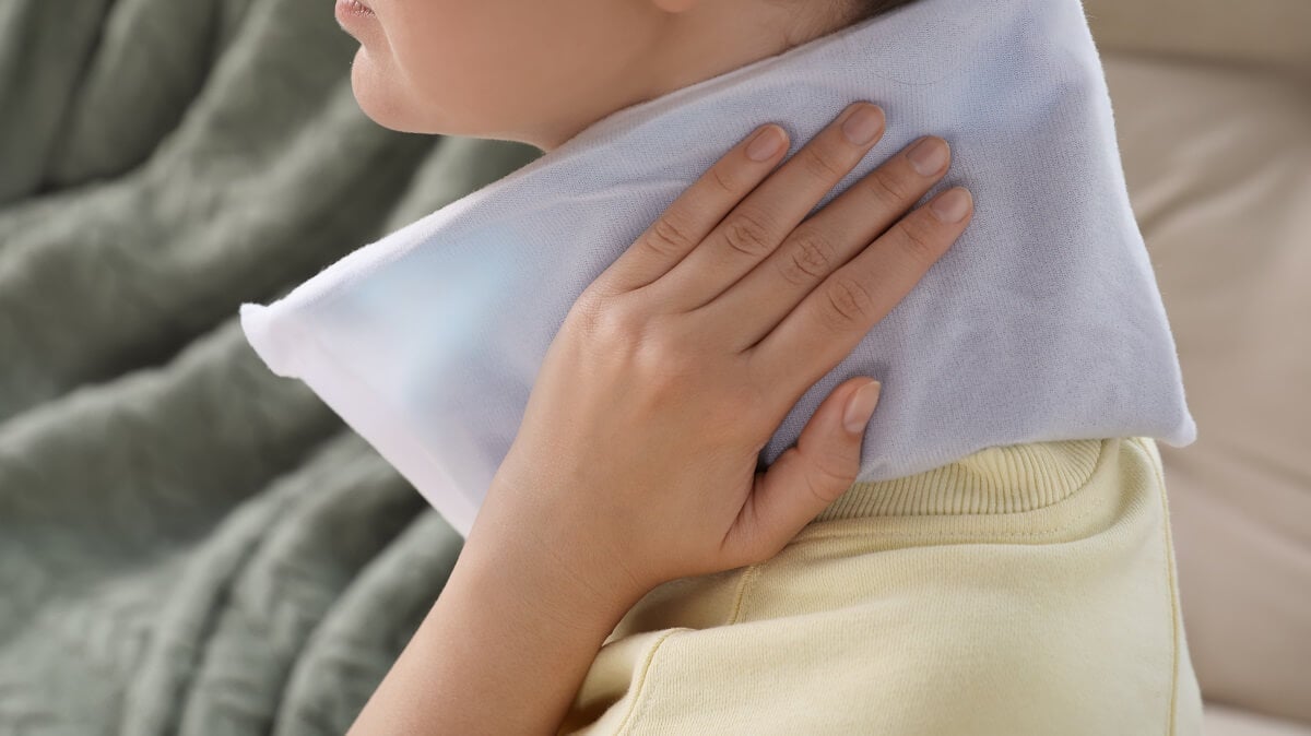 Best ways to use heat to treat muscle pain | YourLifeChoices