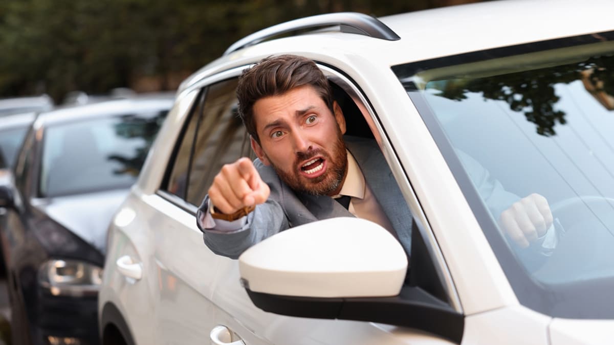 Other drivers’ habits we love to hate | YourLifeChoices