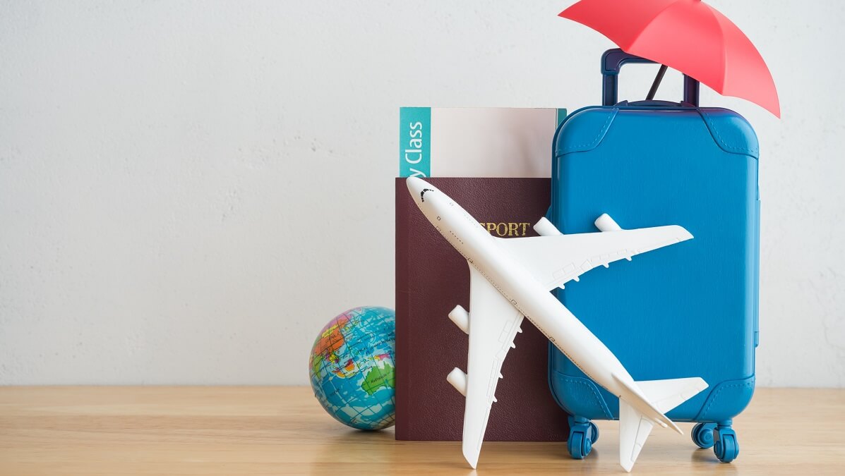 How to save on holiday flights: Expert tips for affordable travel ...