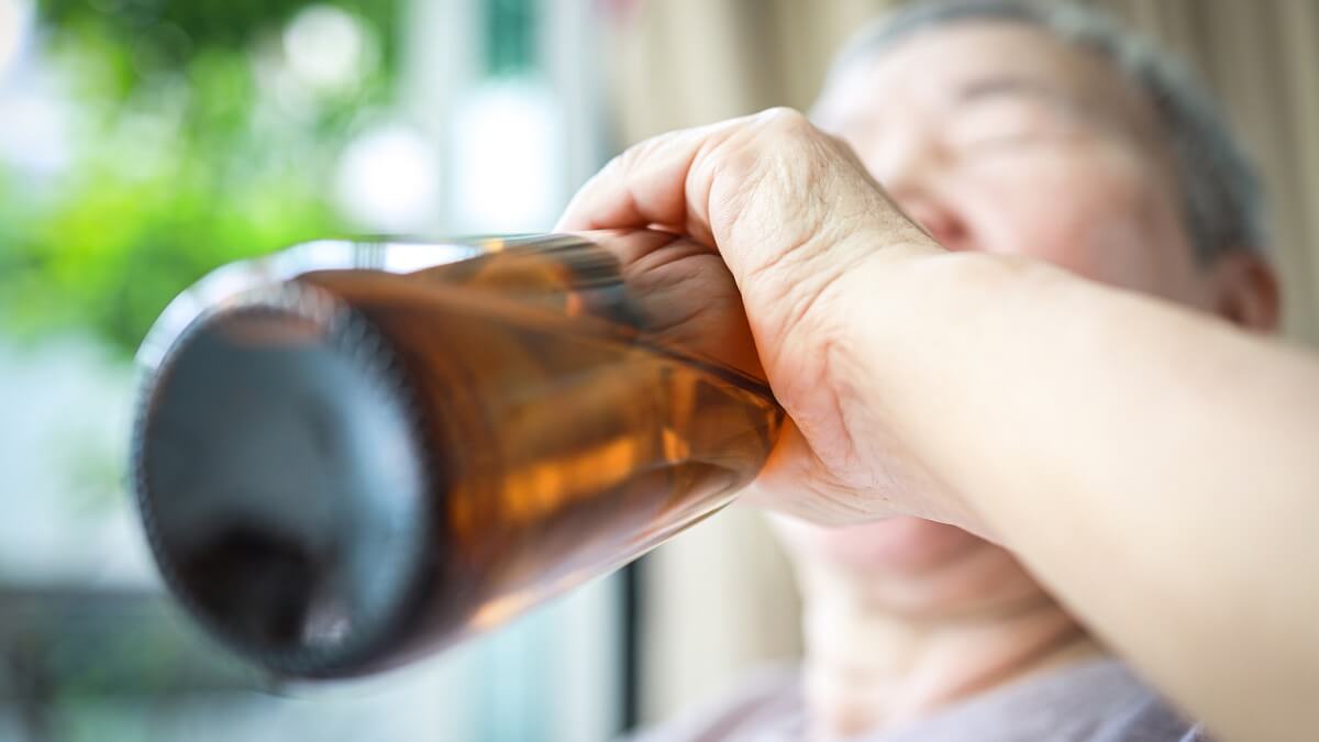 Another link established between alcohol and cancer | YourLifeChoices