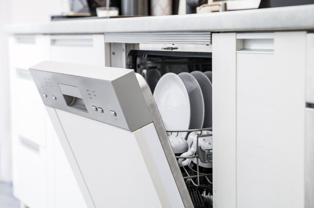 Why your 'clean' dishes still smell eggy, and what to do about it ...