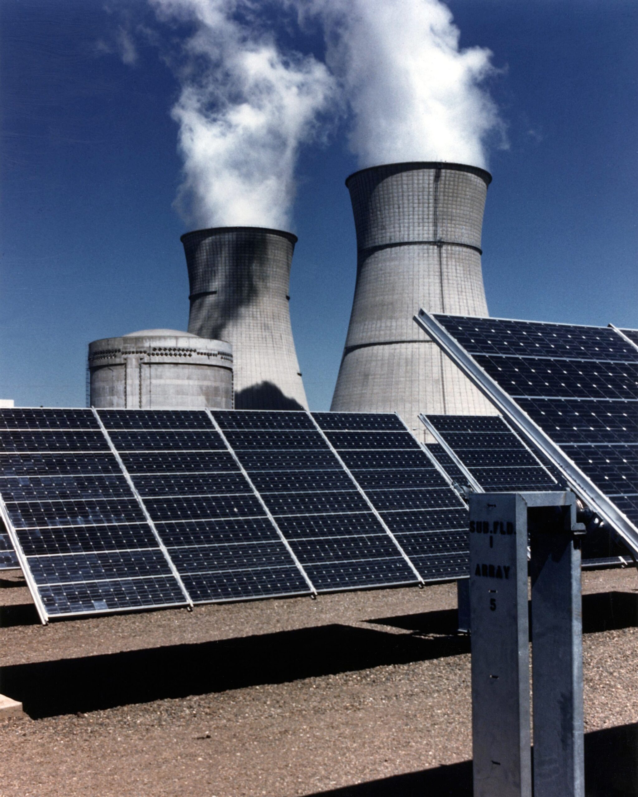 Renewables vs nuclear—survey reveals where Australians stand ...