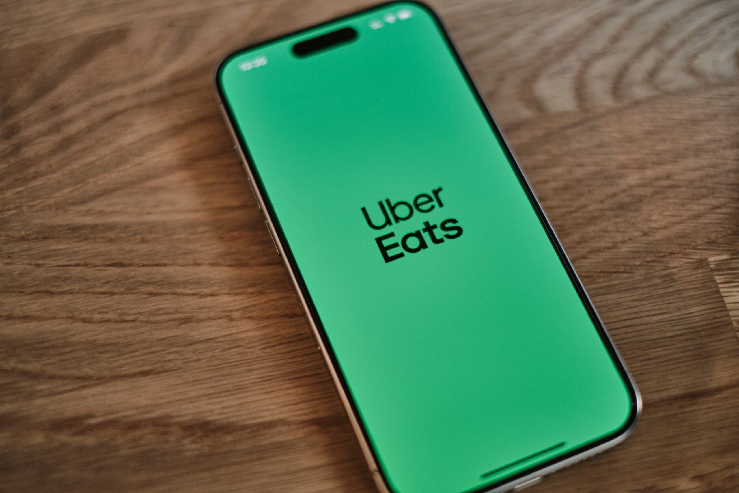 Uber Eats customers spot telling order detail | YourLifeChoices