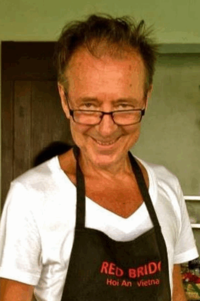 Trailblazing Australian fashion icon dies aged 73 | YourLifeChoices