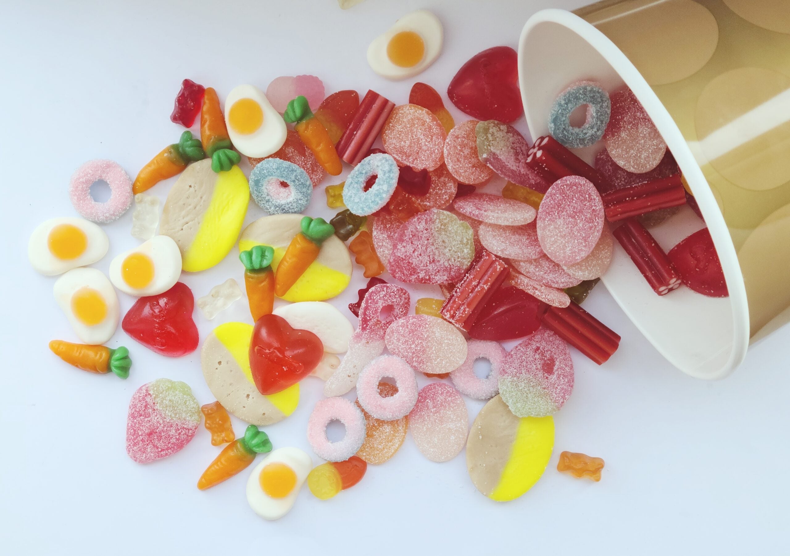 Would you trust a colour to decide for you? Classic lolly turns into viral decision-maker ...