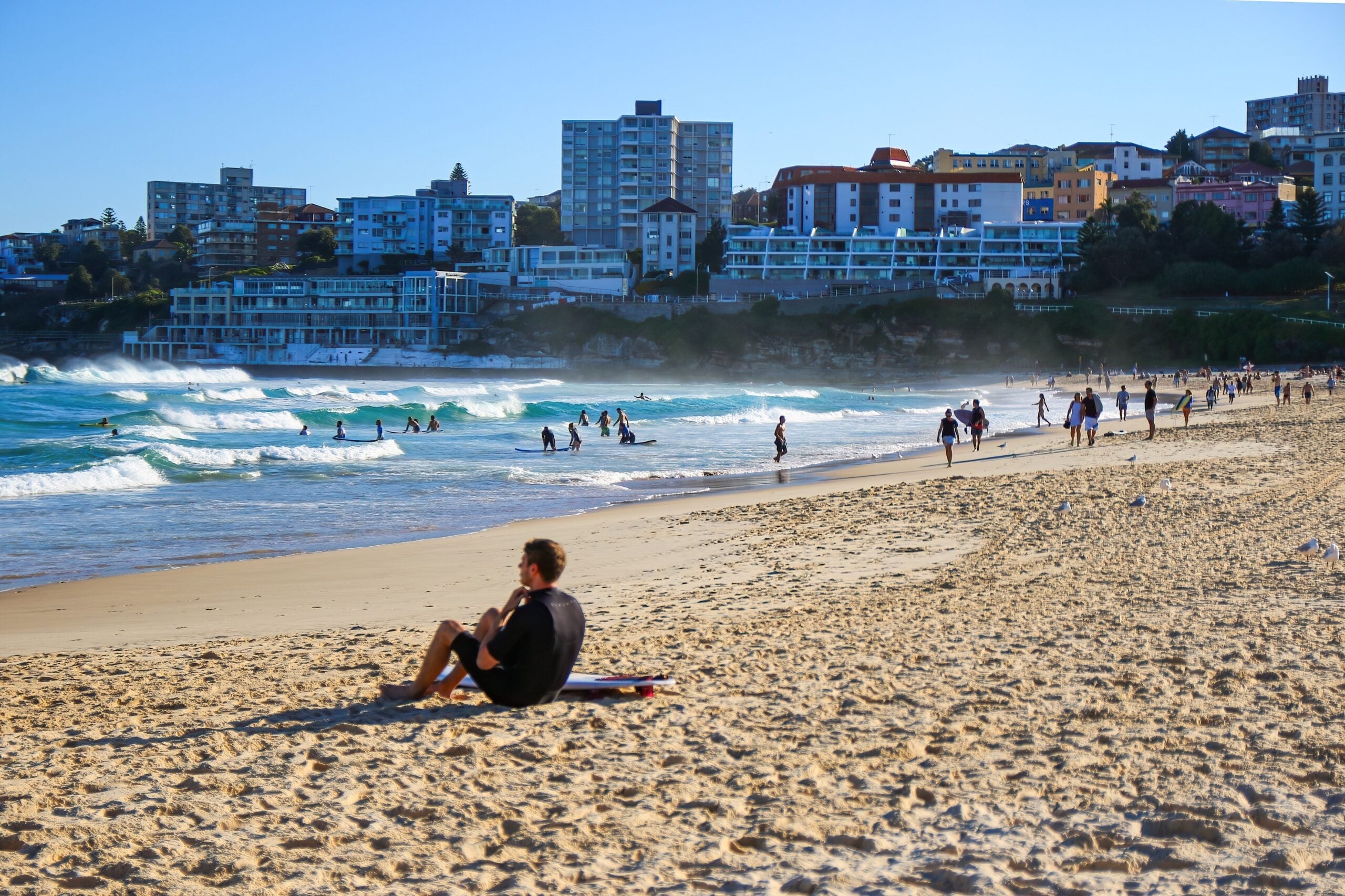 Horror at the shore, courage in everyone’s hands | YourLifeChoices