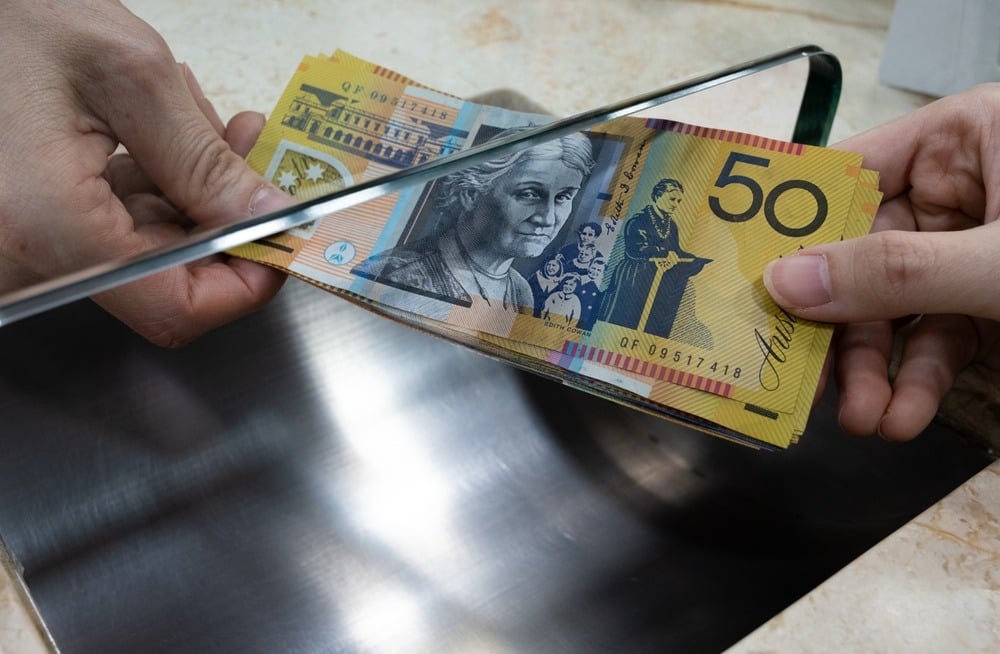 Australia’s cash countdown: When experts predict physical money will ...