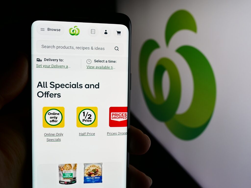 Woolworths first-of-its-kind $2 surcharge sparks ‘dangerous’ warning ...
