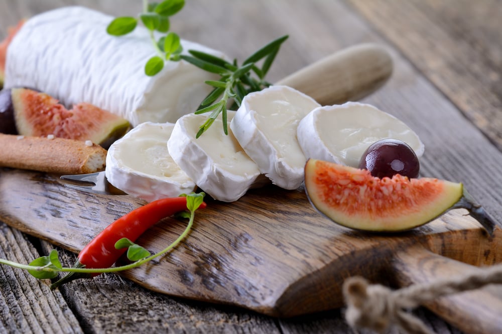 What happens when you swap low‑fat for full-fat cheese? Your brain ...