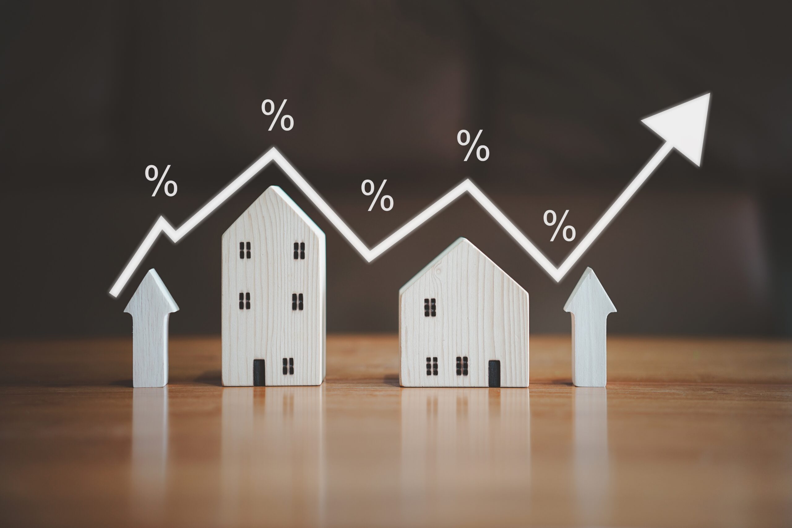 Five per cent deposit home buyers face growing danger as rate hikes ...