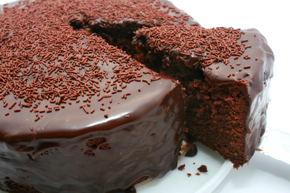 Never waste leftover cake again—try this method | YourLifeChoices