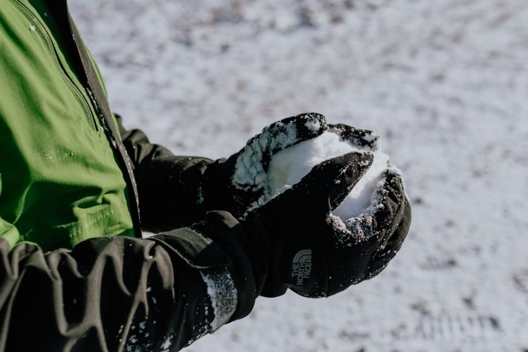 ALDI’s famous snow gear sale returns on 23 May, and you don’t need to ...