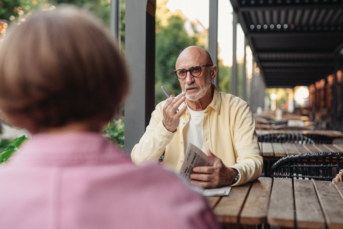 The way you speak could reveal early dementia before memory tests do ...