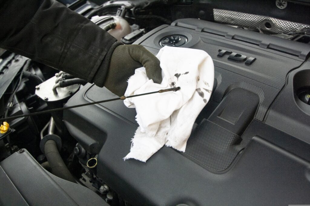 Are more drivers letting car maintenance slide? | YourLifeChoices