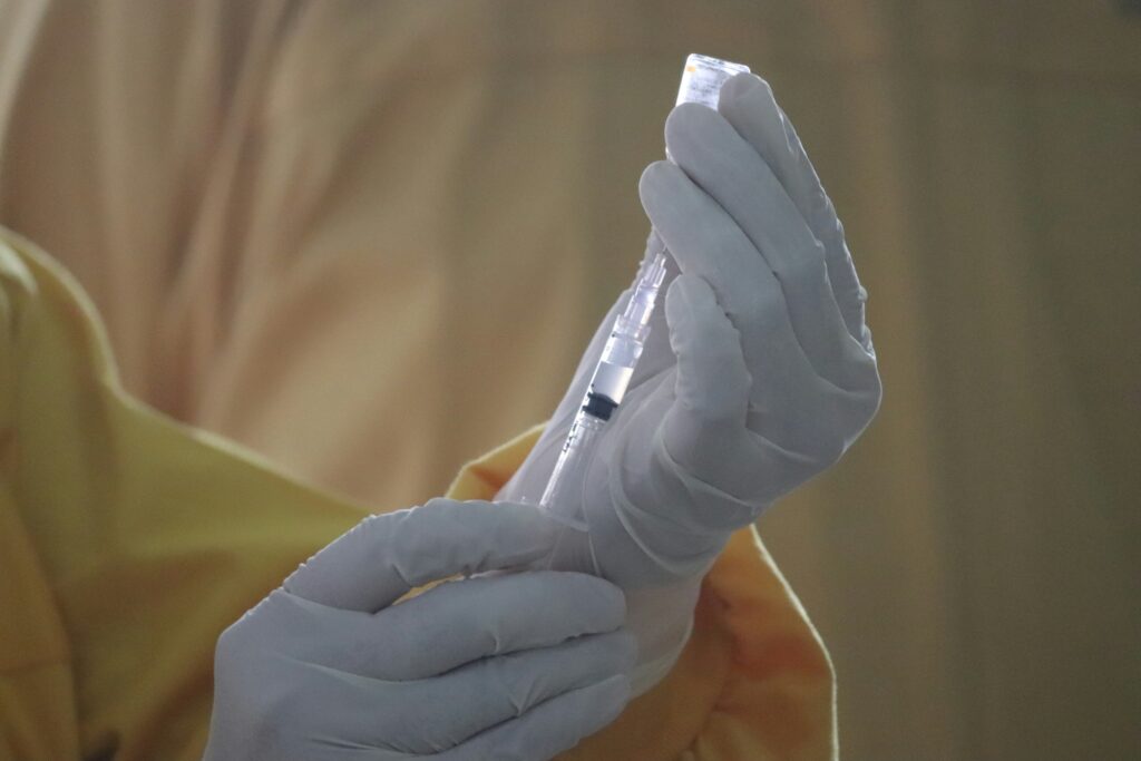 62-year-old woman left in ICU after illegal Botox injections at local ...