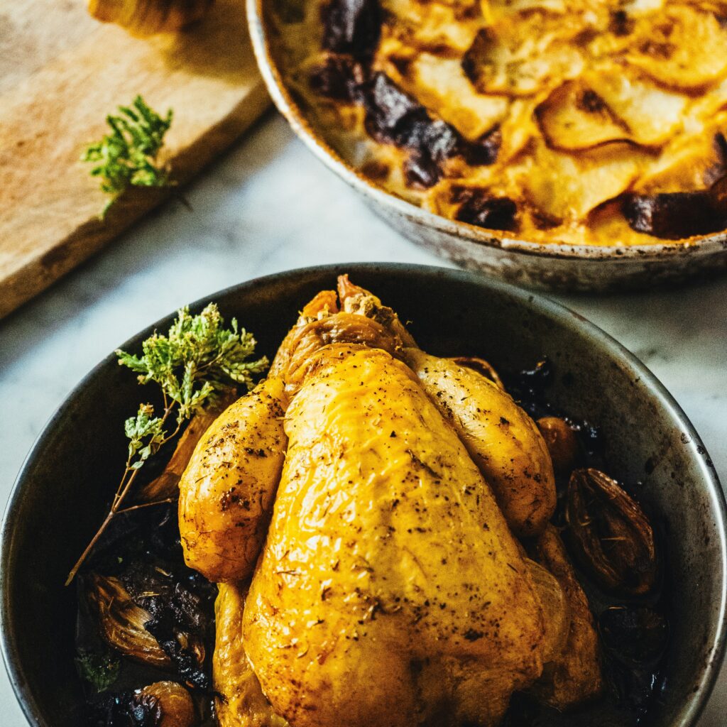 The cookware choice that changes how your meat cooks | YourLifeChoices