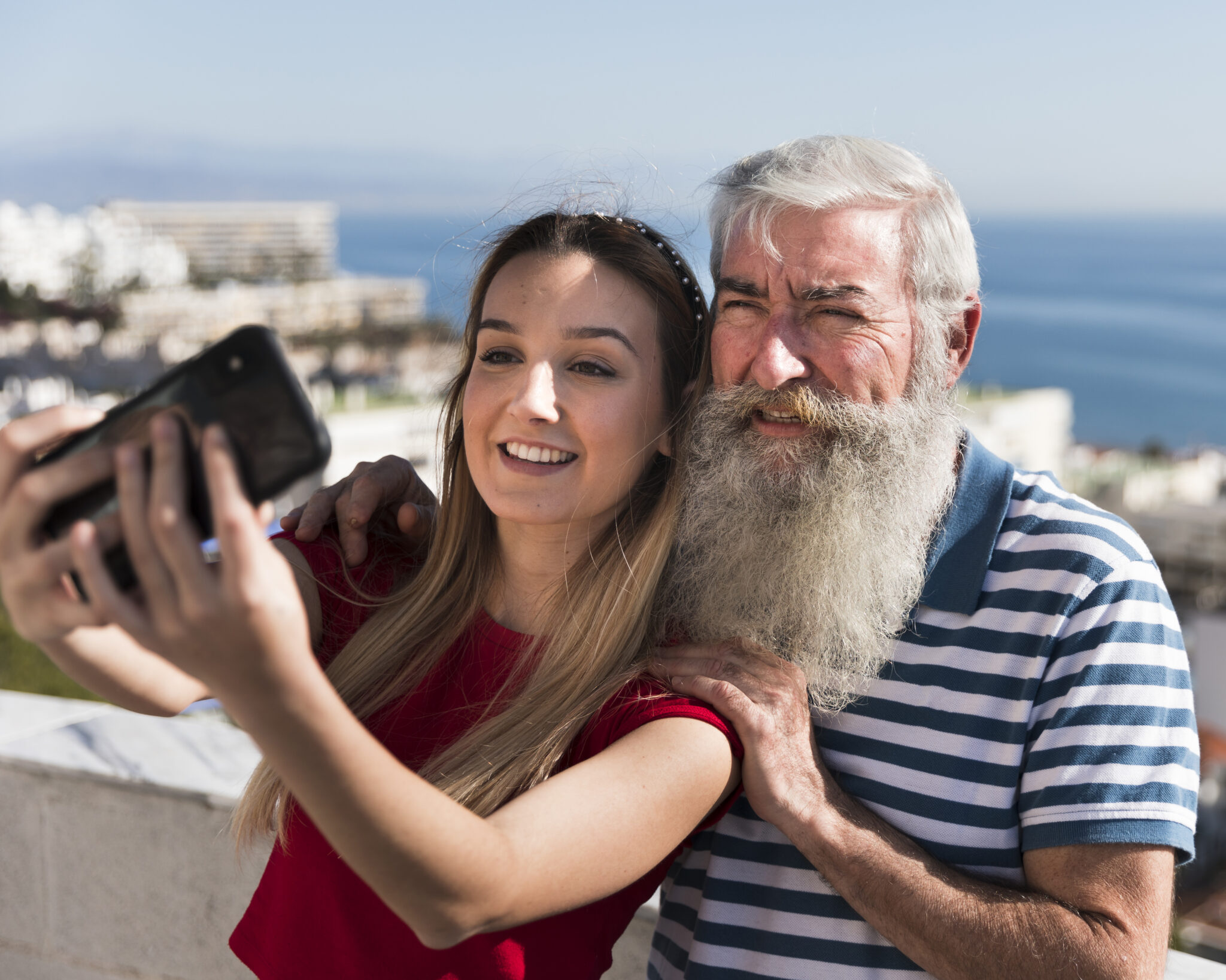 'Skip‑gen' travel trend brings grandparents and grandkids closer than ...